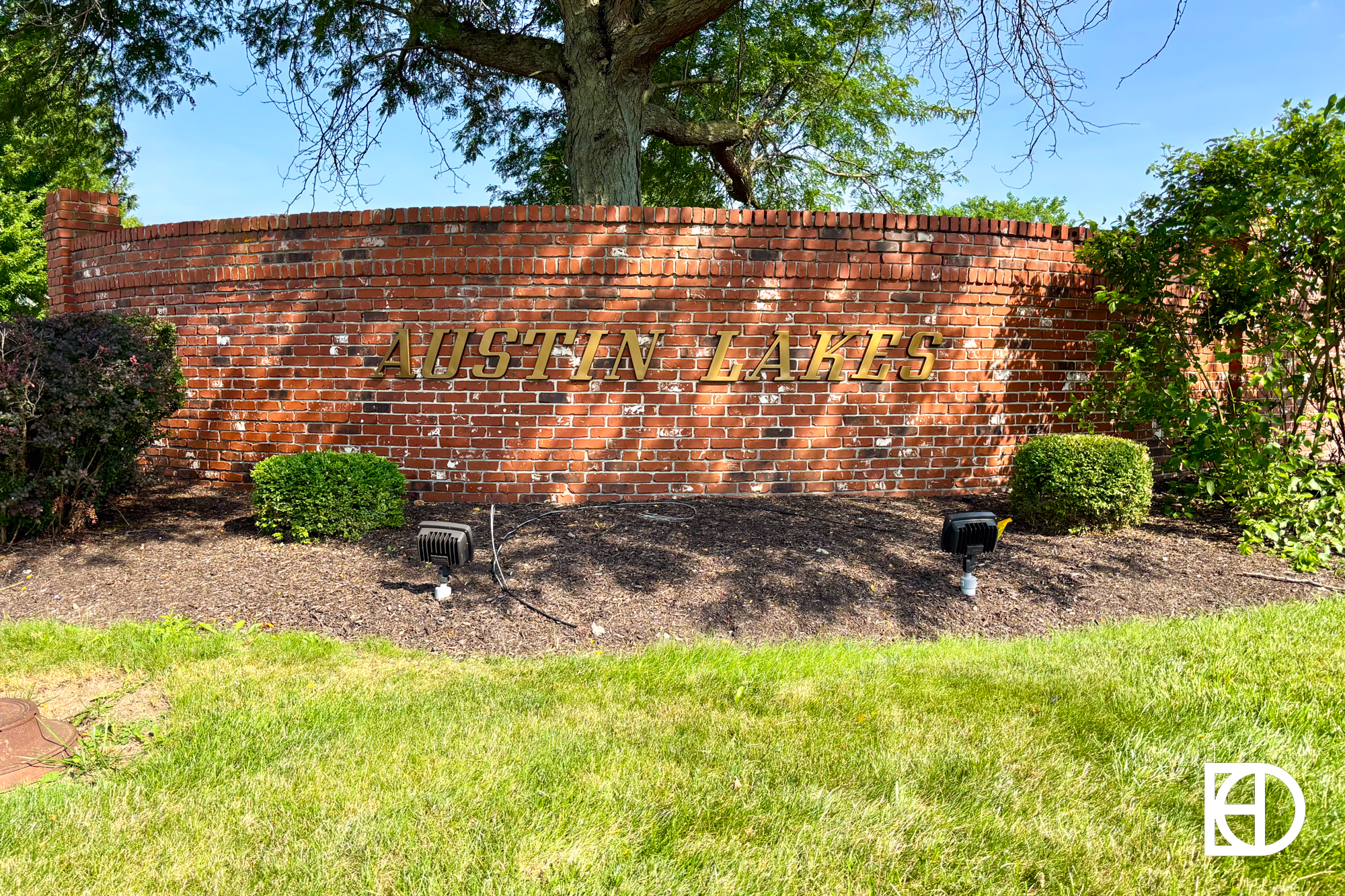 Austin Lakes — Dwellane